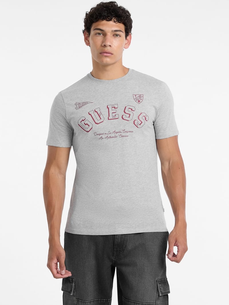 GUESS® Maxi logo print t-shirt