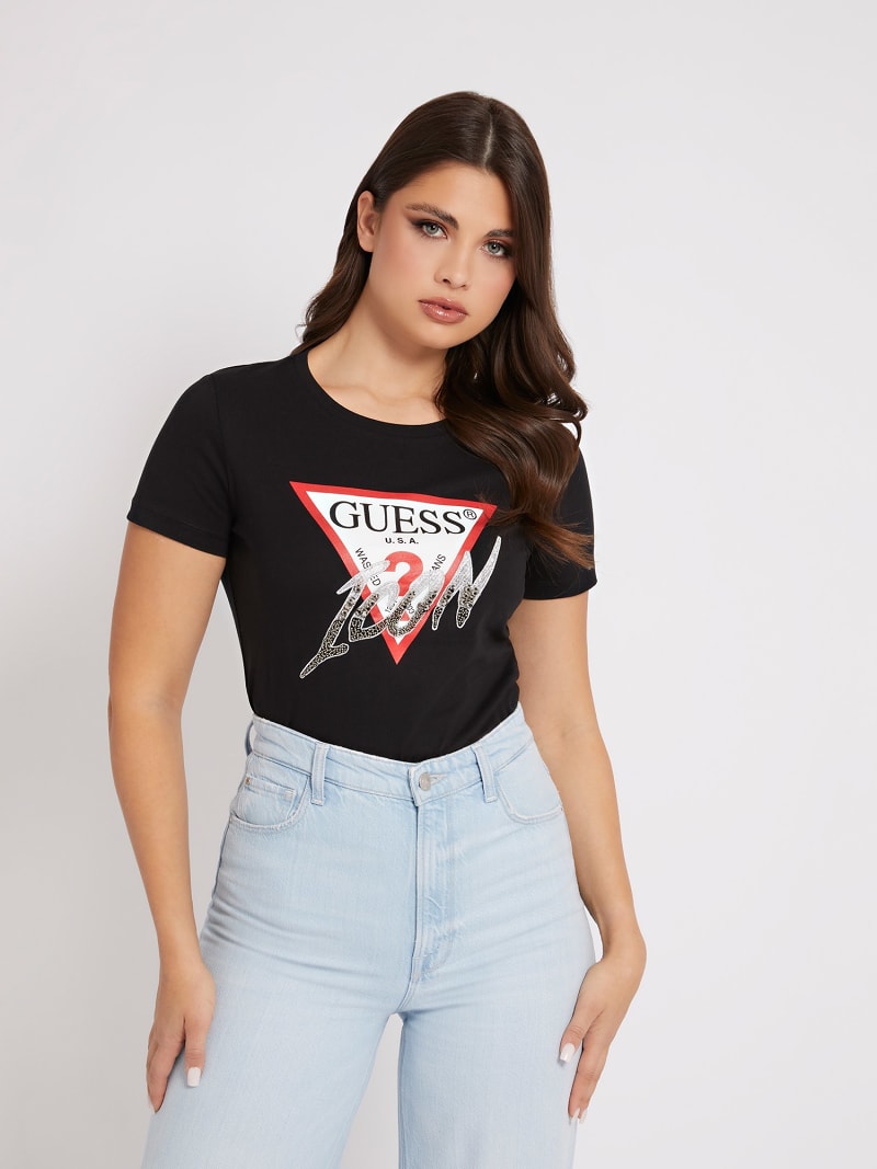 Front triangle logo t-shirt Women | GUESS® Official Website