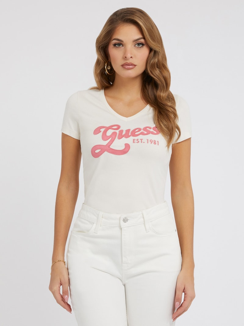 Front logo t-shirt Women | GUESS® Official Website
