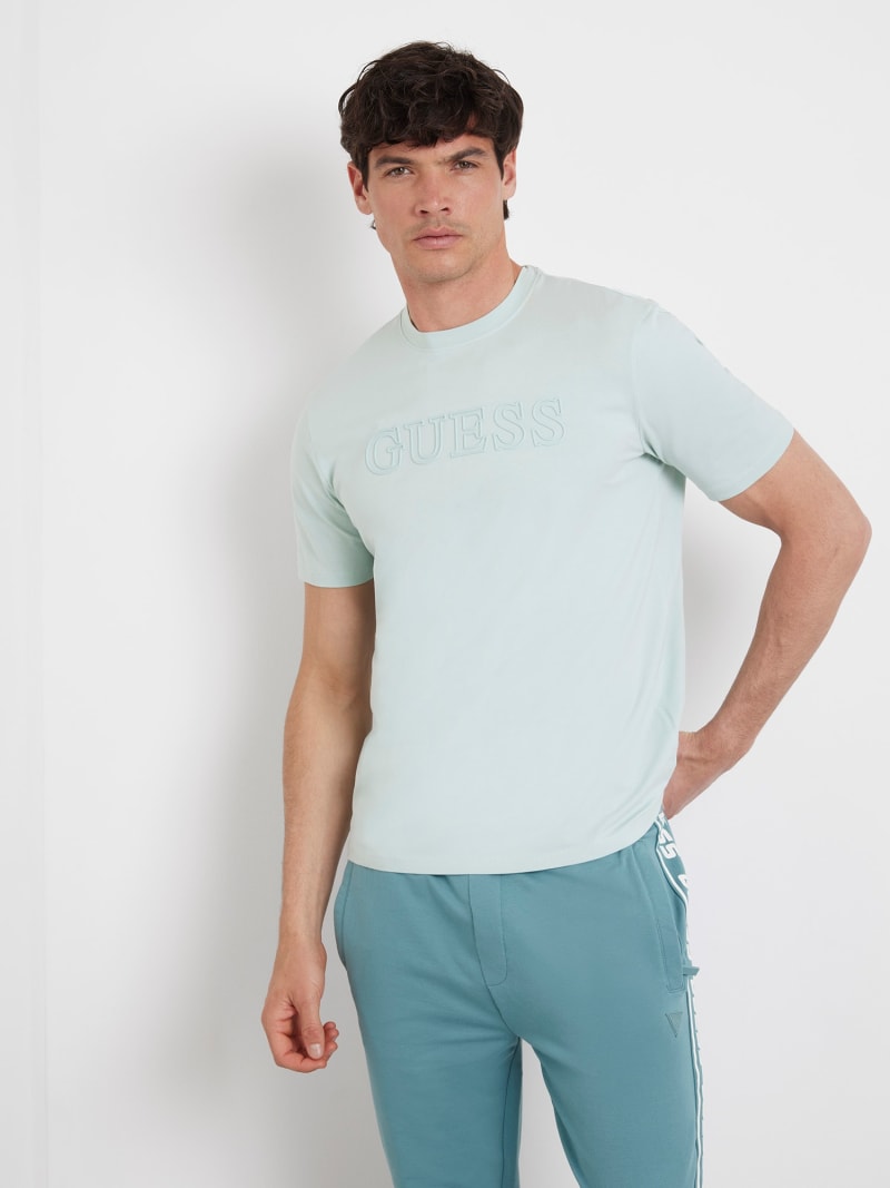 GUESS® Front logo t-shirt
