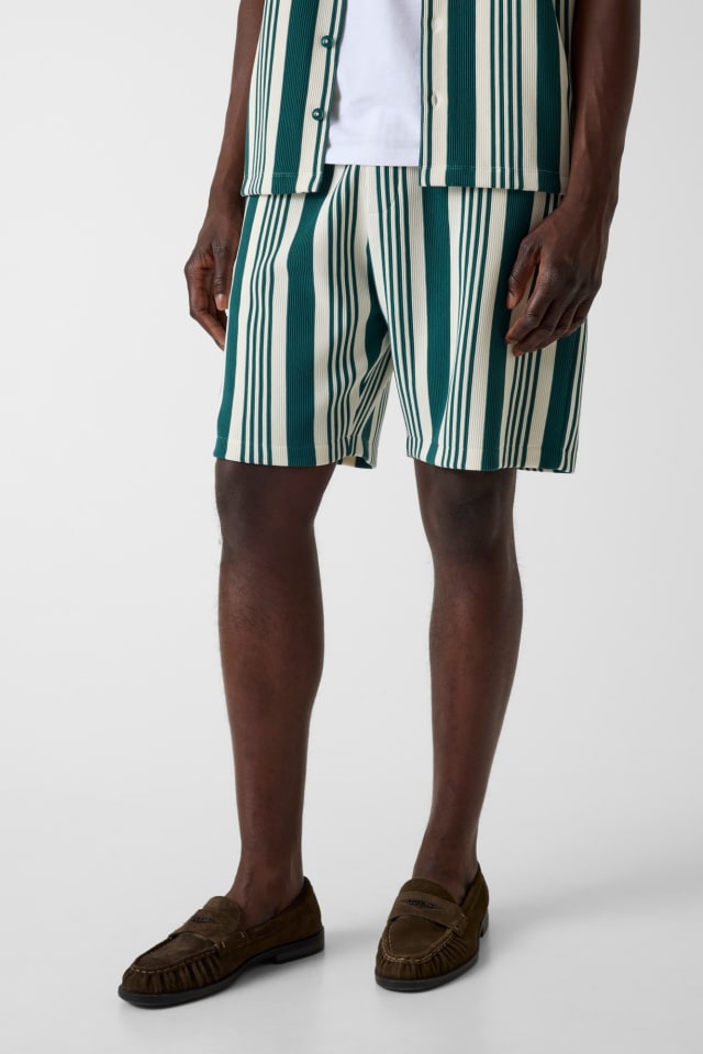 GUESS® Short rayé Homme