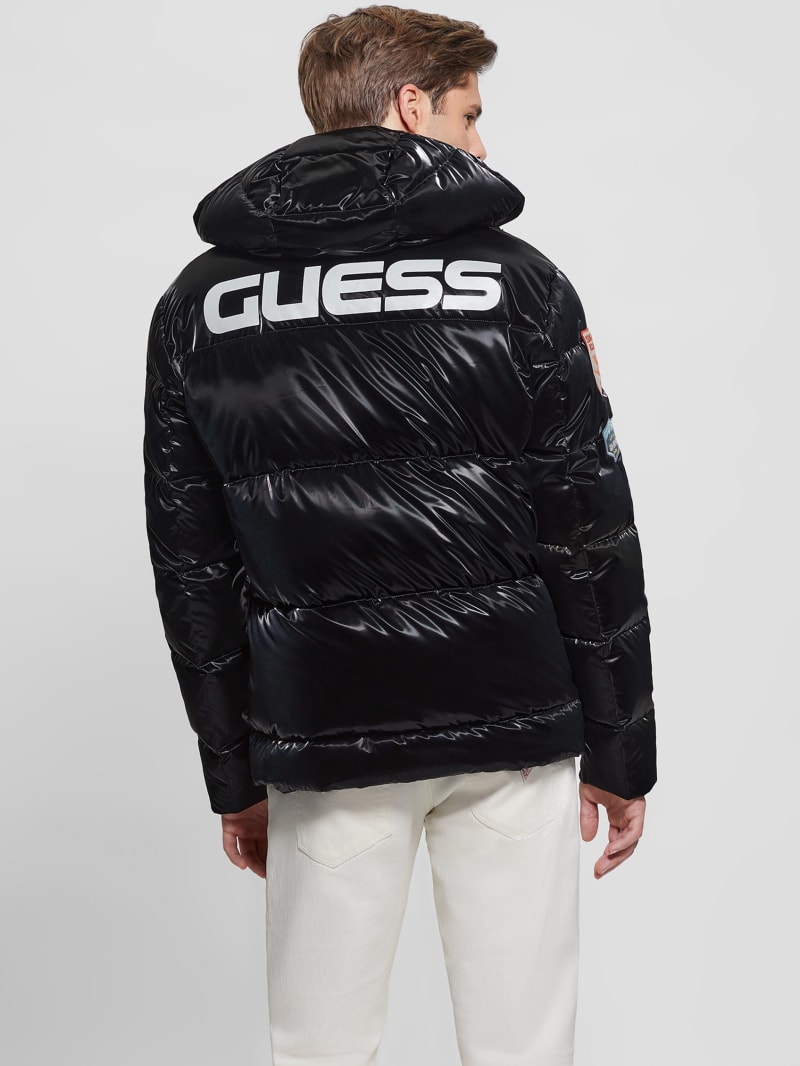 Arctic Patch Puffer Jacket | GUESS Factory