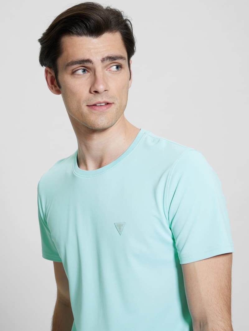 Tech-Stretch Patch Tee | GUESS