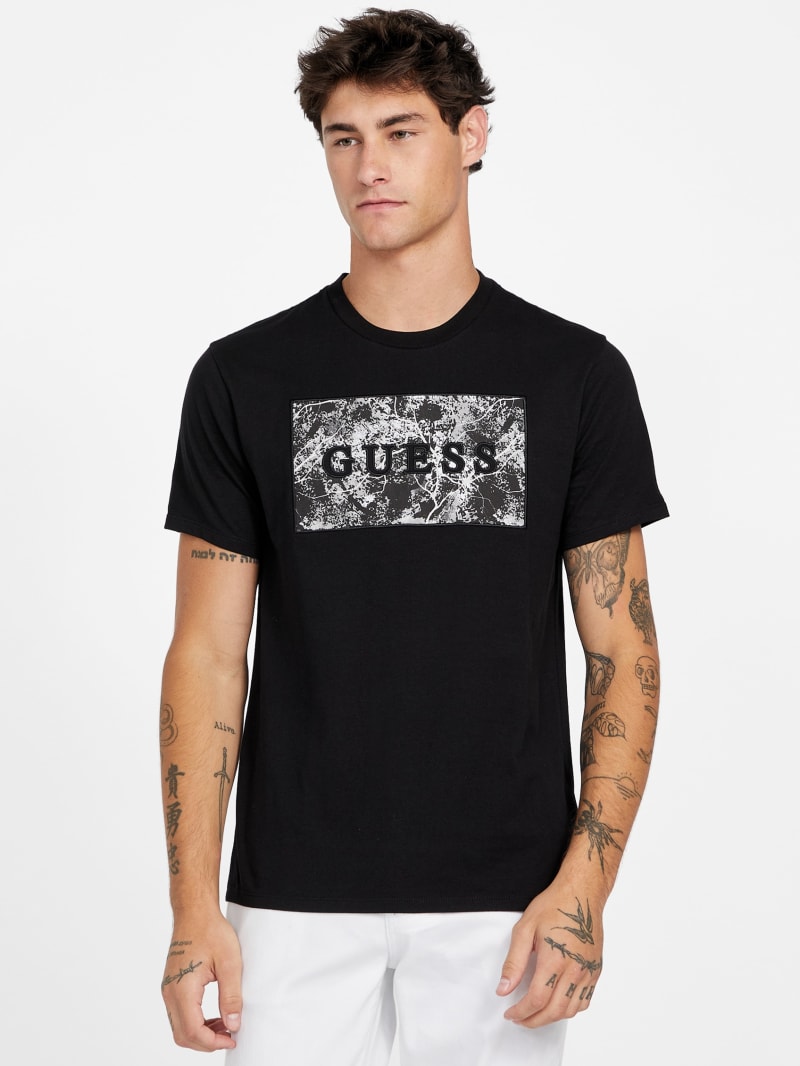 Trench Crewneck Logo Tee | GUESS Factory