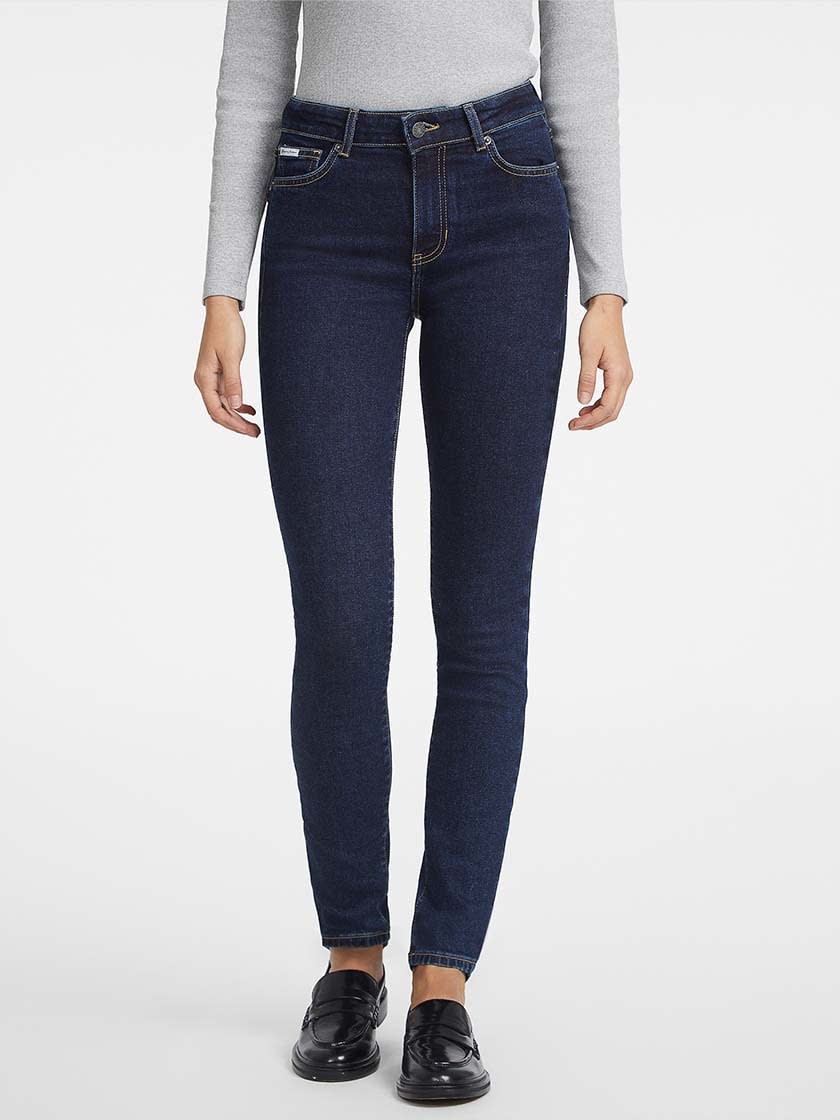 GUESS Jeans | следующие 40 лет джинсовой одежды