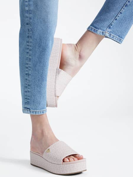 Search: Pink sandals | GUESS Factory